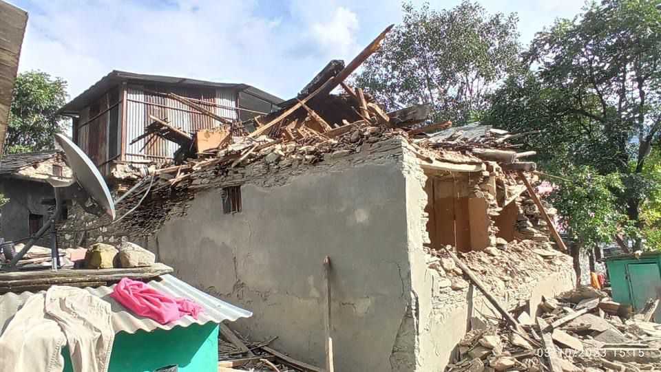 सुदूरपश्चिममा भूकम्पः तालकोट गाउँपालिका-१ को कार्यालय भत्कियो, केही ...