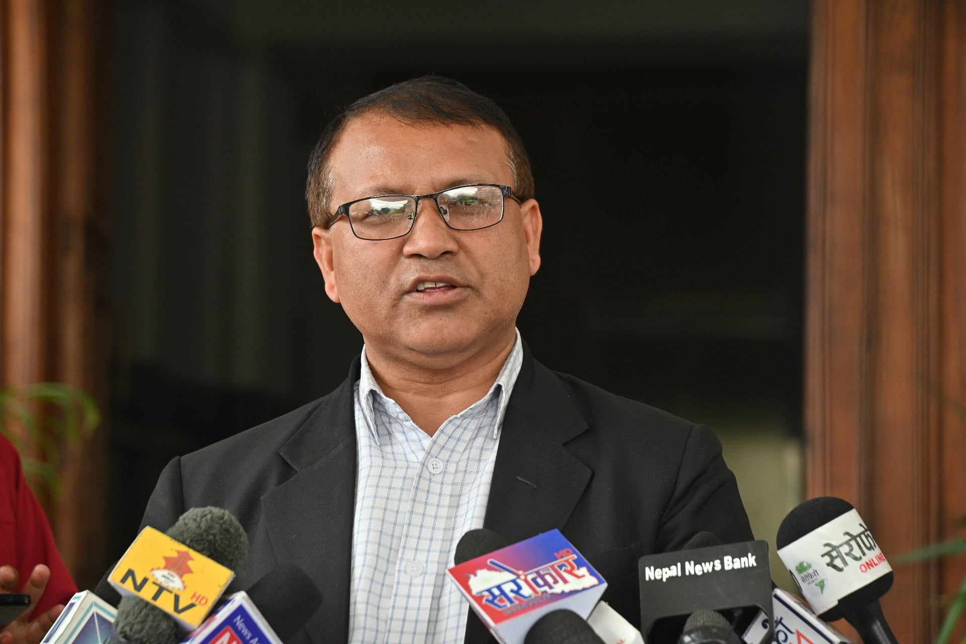 राजदूत सिफारिसको निर्णयप्रति सत्तारुढ दलकै सांसदले उठाए प्रश्न