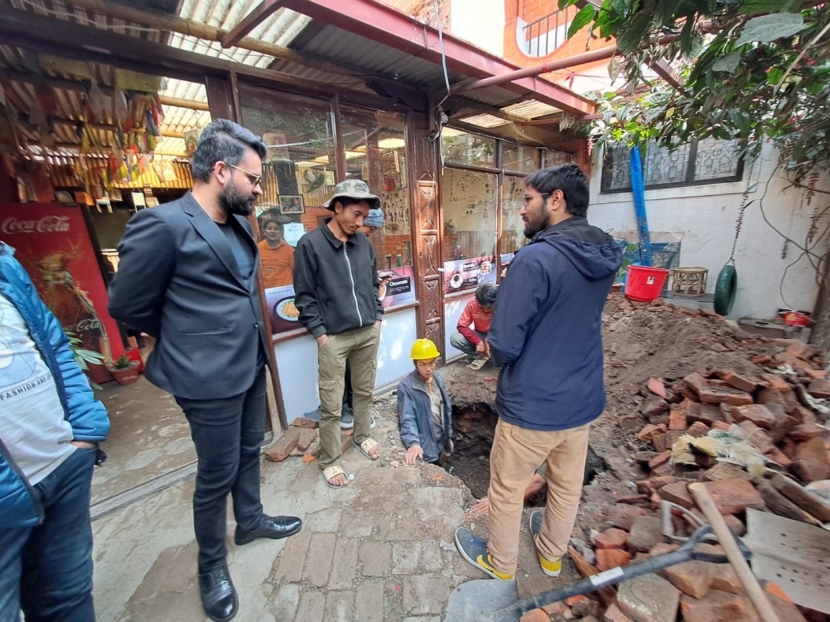 नक्सालको ढुंगेधारा थुन्नेलाई काठमाडौं महानगरले तिरायो २ लाख जरिवाना